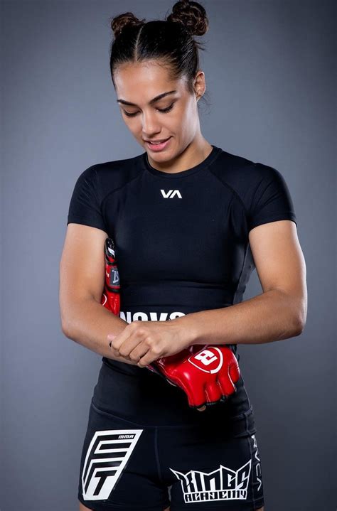 New Zealand Mma Babe Janay Harding Femi Sports