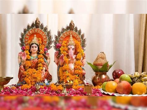 Why Goddess Lakshmi And Lord Ganesha Are Worshiped Together Know Best