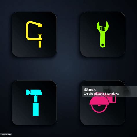 전기 원형 톱 클램프 및 나사 도구 망치 및 조정 가능한 렌치를 설정하십시오 검은색 사각형 버튼입니다 벡터 갈고리 발톱에 대한