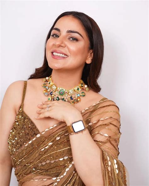 Shraddha Aryas Stunning Hot Avatar In Sheer Saree Wins Fans See Now