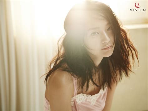 [special Post] Shin Min Ah For Vivien 2009 2010 Endorsements 2