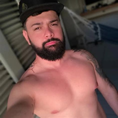 Arlen Arruda Arlen Arruda • Threads Say More