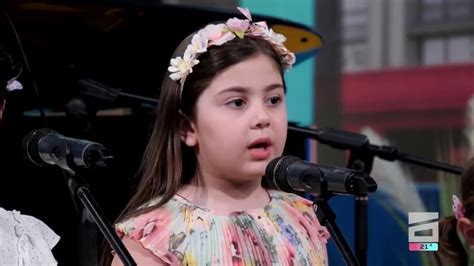 ეს საწყალი კურდღელი ერთი სიმღერის ამბავი Youtube