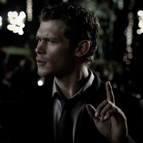 Pin By Anthony Yohe On Klaus Mikaelson Gifs Vampire Diaries The Originals Kara Danvers