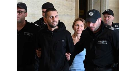 Защо шефката на митниците остана в ареста и кой я свърза с Живко Коцев и Паскал Обзор