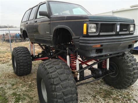 Monster Truck 454 Bravada Full Custom Chassis Truck Classic