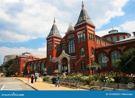Smithsonian Institution Building In Washington Dc Editorial Image