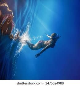 85667 Naked Woman Snorkel Underwater Wonderful Nature Royalty Free