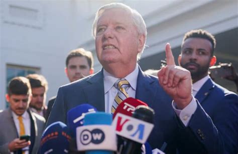 Сенатори США тиснуть на Трампа щодо передачі російських активів Україні всі останні новини на