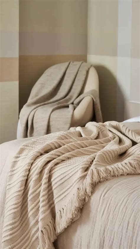 29 Neutral Bedroom Decor Ideas