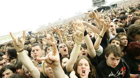 Πώς προέκυψε το όνομα Heavy Metal Η έρευνα της καθηγήτριας