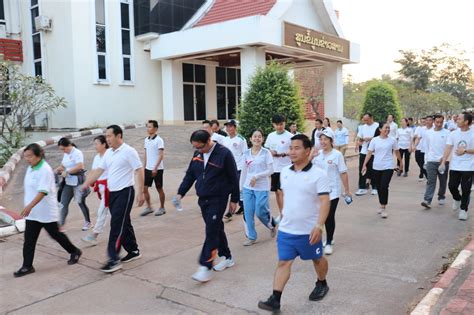 ພິທີຍ່າງເພື່ອສຸຂະພາບ ວັນສາກົນຢຸດຕິຄວາມຮຸນແຮງຕໍ່ແມ່ຍິງ ແລະເດັກນ້ອຍ ສະຖາບັນການເມືອງ ແລະ