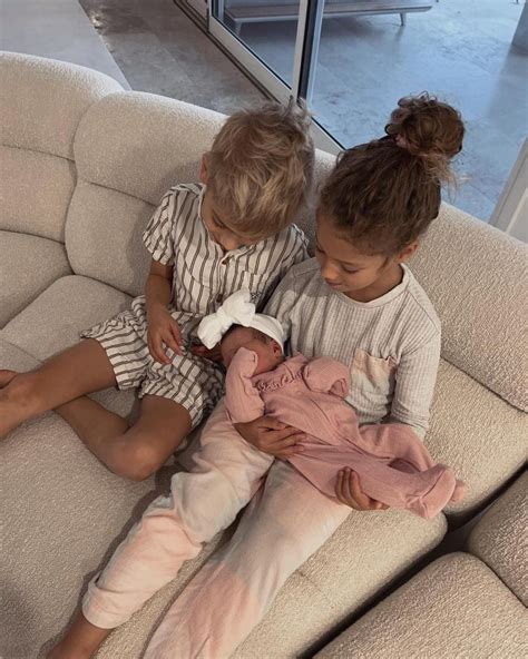 Kylie Jenners Ex Bff Tammy Hembrow Shares First Adorable Photo Of