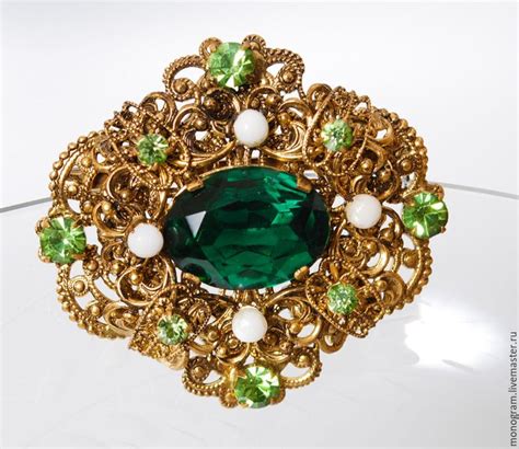 Винтаж Брошка винтажная латунная основа филигрань стекло в интернет магазине на Ярмарке