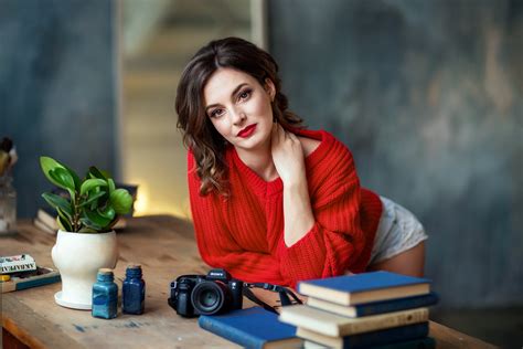 Model Hd Camera Lipstick Brunette Woman Brown Eyes Hd Wallpaper