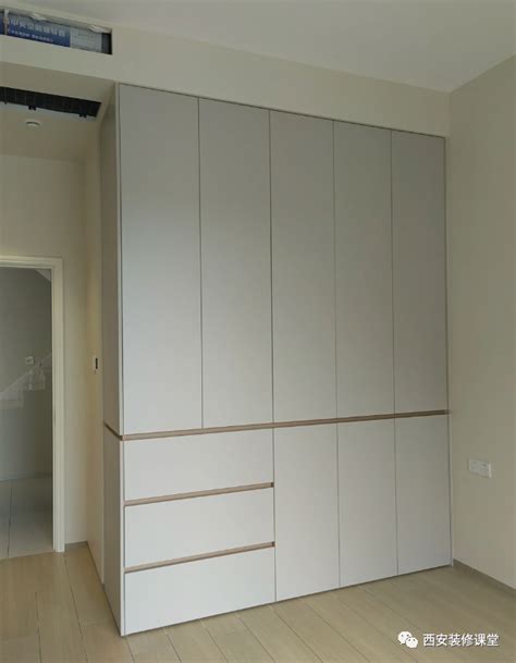 定制衣柜，分段式好看还是一门到顶好看？？ 知乎