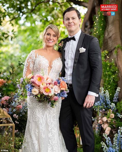 Married At First Sight Groom Josh White Scores A Date On Reddit After Split With Melissa