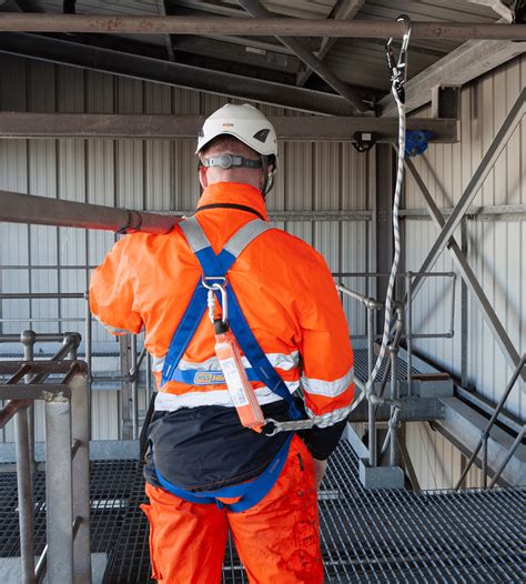 2 Point Full Body Harness And Full Length 2m Energy Absorbing Lanyard 2 Point Full Body Harness And Full Length 2m Energy Absorbing Lanyard