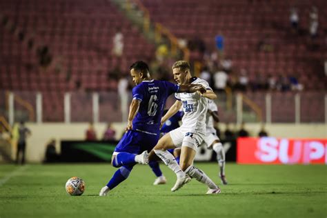 Com Equipe Sub 20 Bahia é Superado Pelo Confiança Na Copa Do Nordeste Jornal Correio
