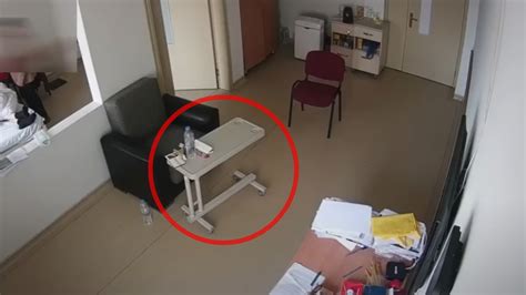 ვივამედი სააკაშვილის პალატაში რკინის მაგიდის არსებობას უარყოფს ადვოკატი ამას ტყუილს უწოდებს