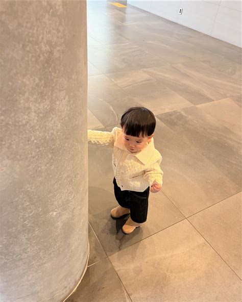 이환 𝗳𝗮𝗺𝗶𝗹𝘆 광고 제품제공 닥터바이오 찐후기 육아하며 축 쳐진 피부에 고민이 많던 이환맘에게 보습 탄력 꽉 잡아주며 민감하지 않은 제품을 찾았어요