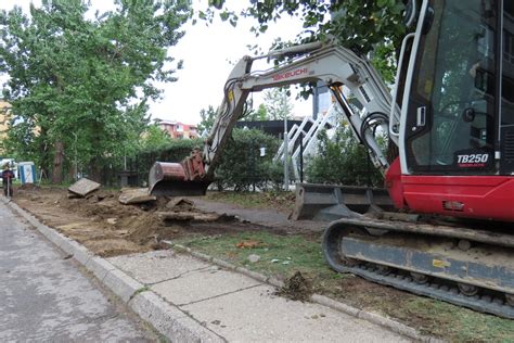 Радови на уређењу паркиралишта у Балзаковој улици ЈКП Паркинг сервис