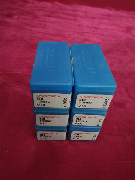 Vardex Threading Inserts Rs 360 Piece Toolings And Technologies Id 18389878062