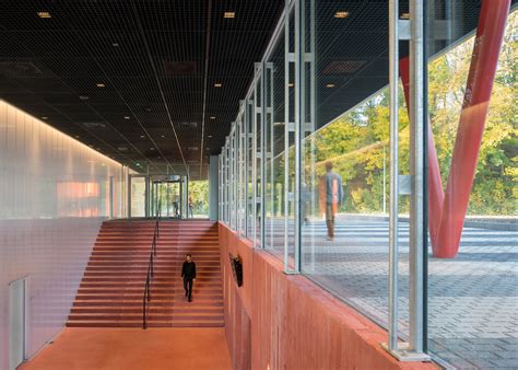 trio of geometric forms form dutch museum complex by shift