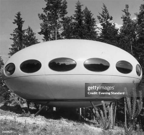 Futuristic Flying Home Photos And Premium High Res Pictures Getty Images