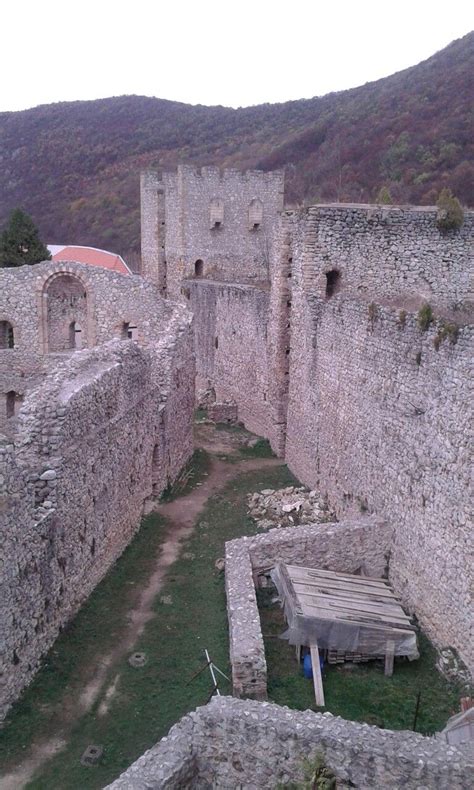 Manastir Mañasija
