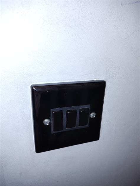 Confused By Light Switch Wiring DIYnot Forums