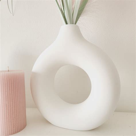 Ceramic Donut Vase The Nordic Collection