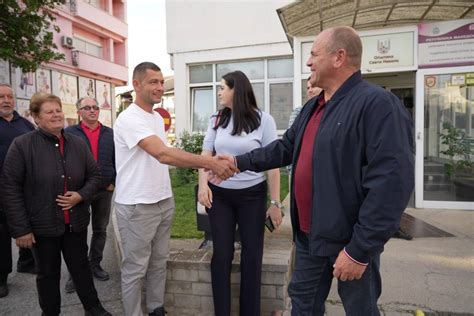 Движење ЗНАМ За Наша Движење ЗНАМ За Наша Македонија