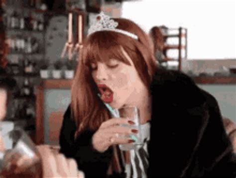 Girl Sucking Banana 