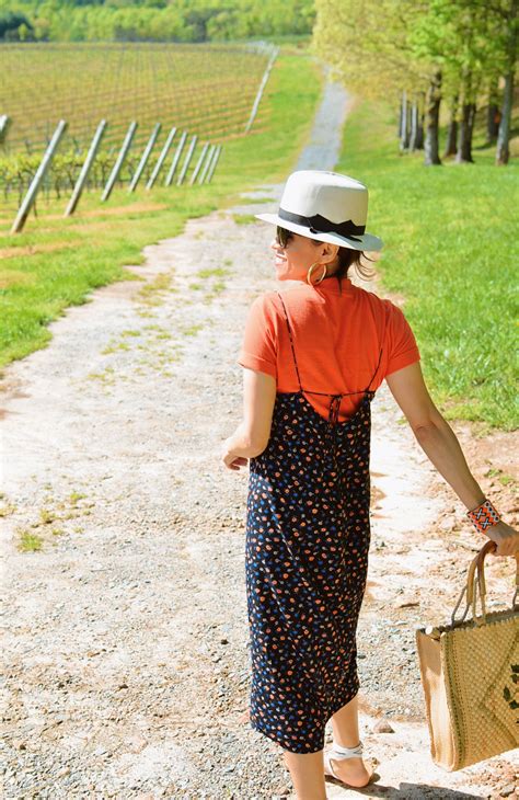 Feeling Sexy And Chic Wearing Modest Clothes In Modest Outfits How To Wear Wearing Dress