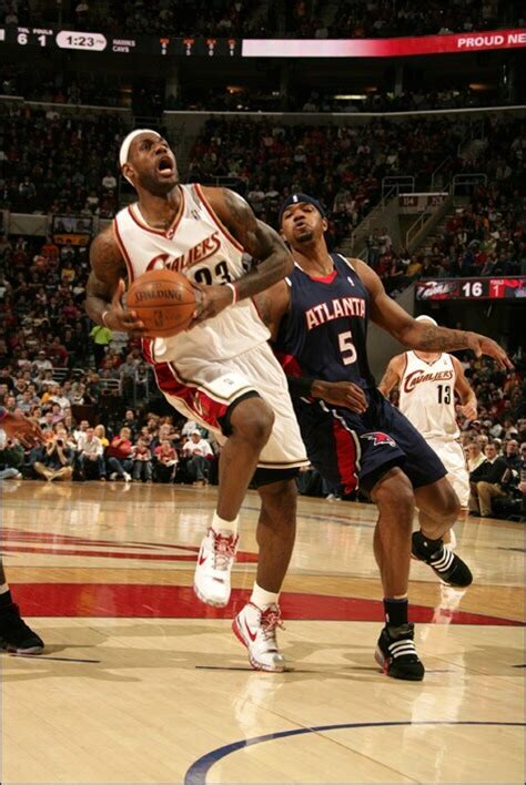Cavaliers Vs Hawks March 21st 2009 Photo Gallery