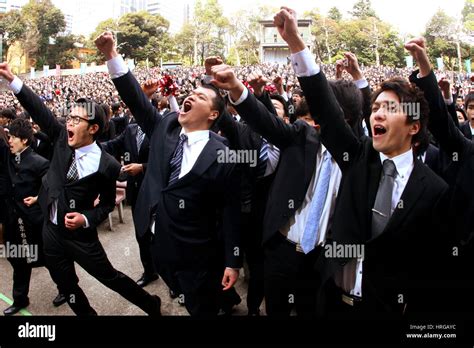 Tokyo Japan 1st Mar 2017 Japanese College Students In Dark Suits