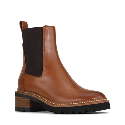 Eos Linear Women Chelsea Boots Elastic Gusset Bold Design