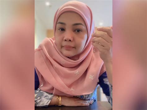 Zarina Zainuddin Slams Those Speculating About Her Altered Feature