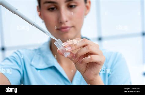 Uv Visible Spectroscopy Hi Res Stock Photography And Images Alamy