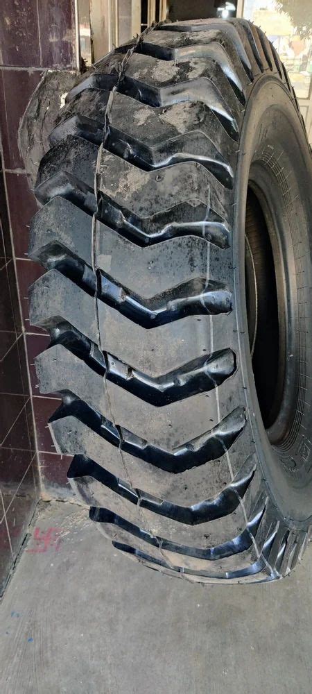 Ceat Jcb Front Tyre At Best Price In Nagpur Id 2852829348033