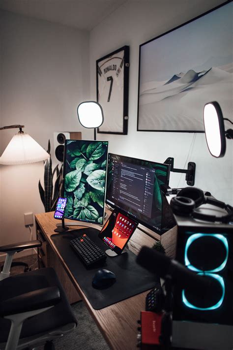 Bedroom Battlestation By Roberto In Los Angeles Us