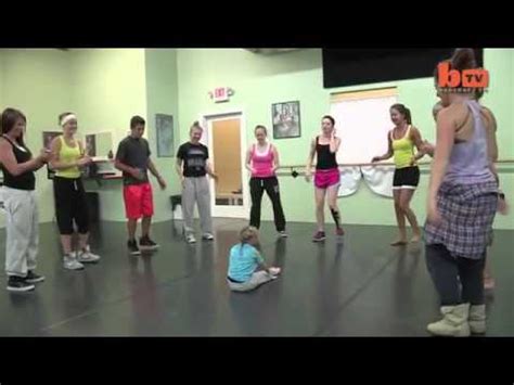 Tiny Teen Primordial Dwarf Teenager Hopes To Be A Star Youtube