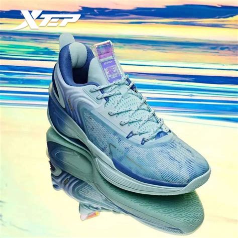Xtep Levitation 70 Men Basketball Shoes Shock Absorbing Wear Resistant