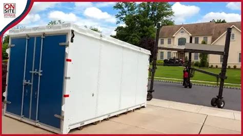 Comparing Portable On Demand Storage And Shipping Containers