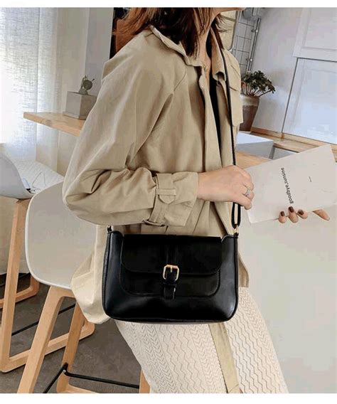 당일출고 세일 모던 스퀘어 가죽 숄더 앤 크로스백 에이블리