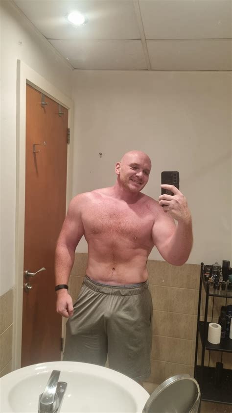 Gay Muscle Worship Videos My Muscle Worship Website Rgaymuscleworship
