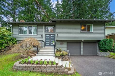 9815 62nd Ave Ct E Puyallup Wa 98373 ®