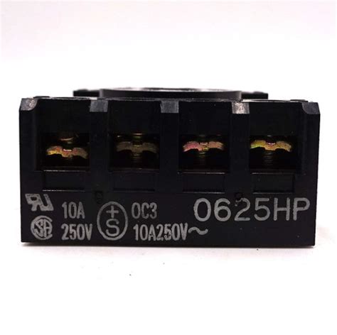 Relay Socket Pf083a E Omron 8 Pin 10a 250vac New Axxa Motor Control And Automation