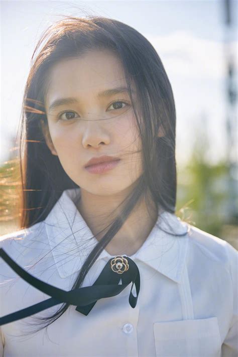 张婧仪 在绿洲上分享了一组校园初恋风写真